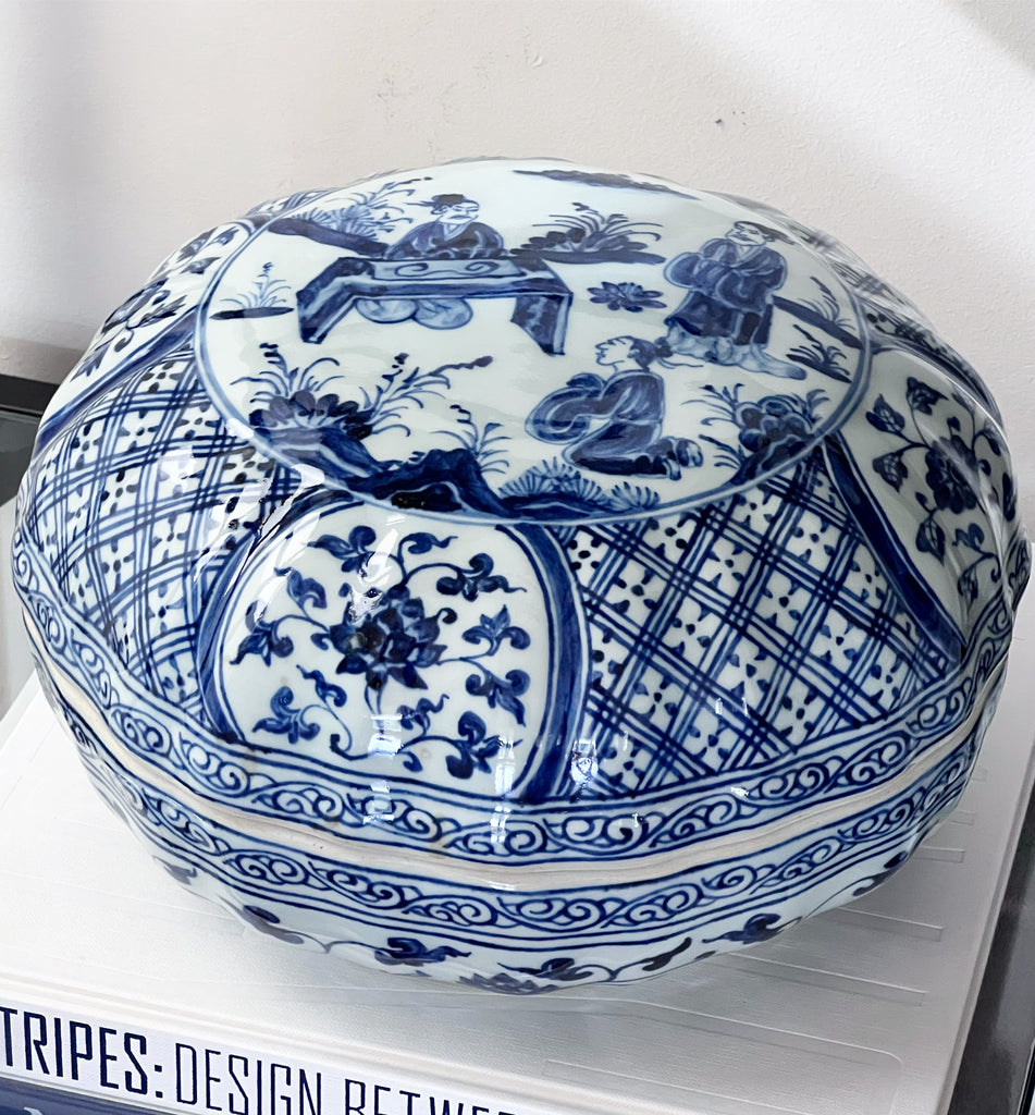 Blue and White Ceramic Round Box – Inside Home Style